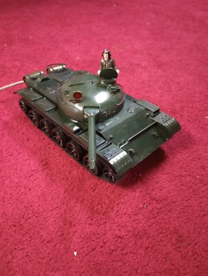 Vtg Piko 1/25 Panzer T-62 Tank MIB East German NVA 1970s Battery Op ...