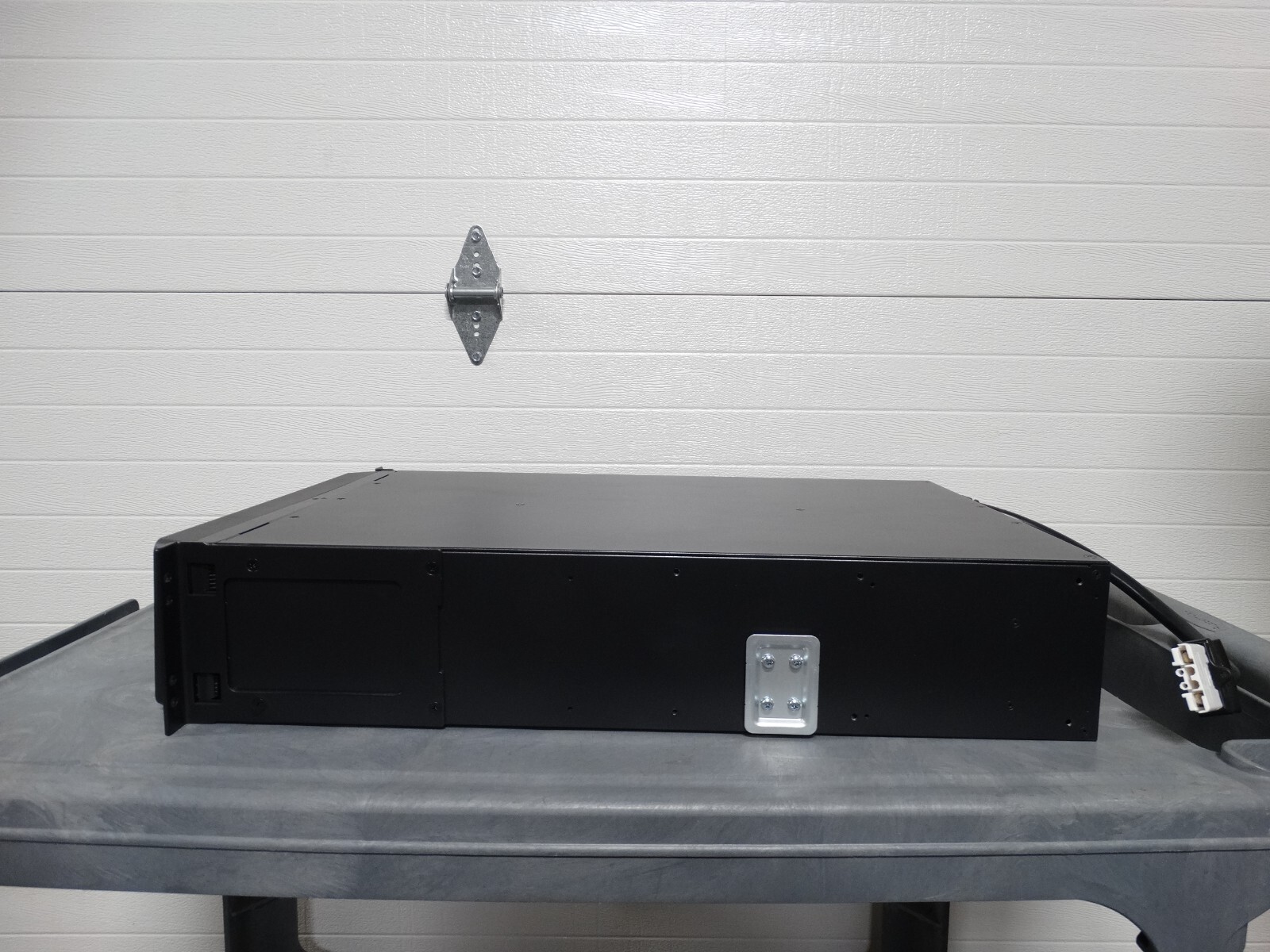 APC SRT192RMBP APC Smart-UPS SRT 192V 5kVA and Battery Pack (02 ...