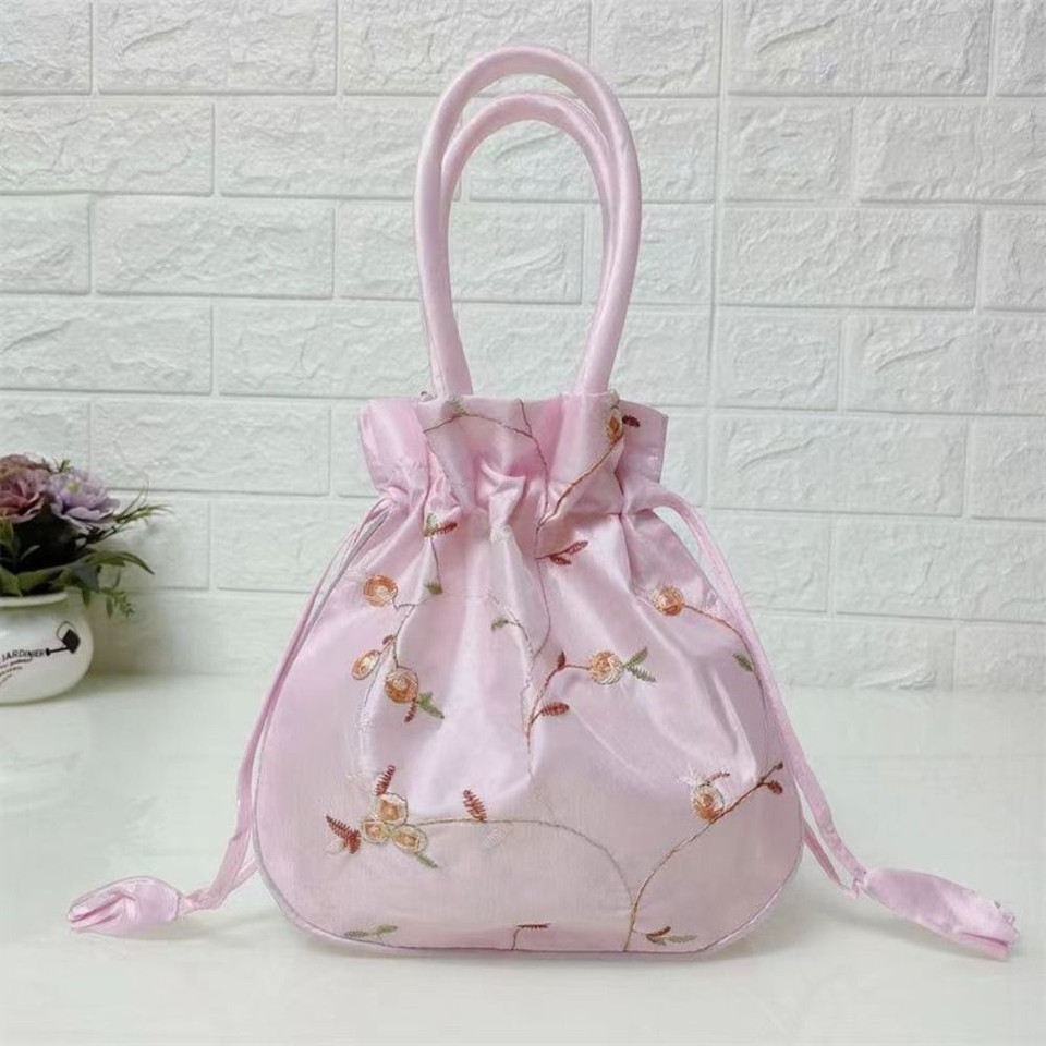 Handmade Women Flower Handbags Embroidered Flower Jewelry Bag Women ...