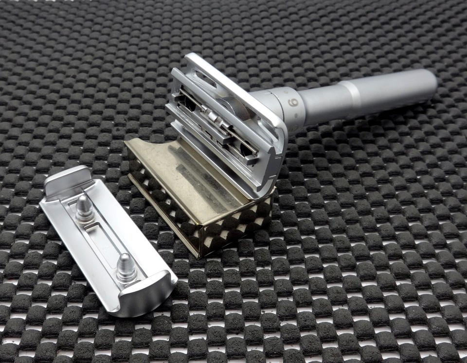 New Merkur Futur Adjustable DE Safety Razor CLONE | eBay