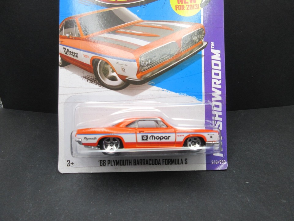 2013 HW SHOWROOM Hot Wheels '68 PLYMOUTH BARRACUDA FORMULA S "MOPAR ...