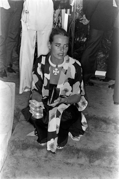 Margaux Hemingway attends a party at the Beverly Hills Califo- 1977 Old ...