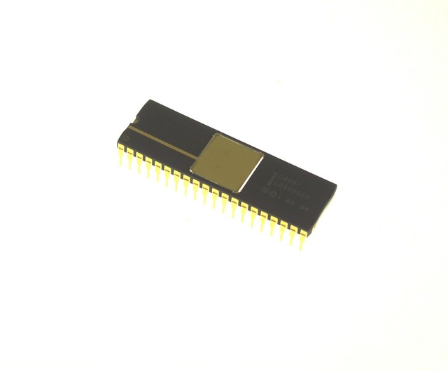 Intel 8087 Vintage Math Coprocessor C8087 Circa 1984 FPU for 8086 80x86 ...