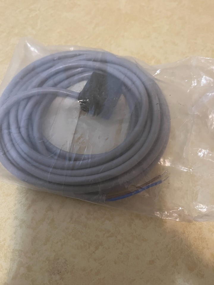 Bosch Proximity sensor - reed switch - model no. 0-830-100-365 | eBay