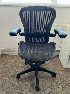 Herman Miller Aeron - Fully Loaded, All Features, Rear/Front Tilt ...