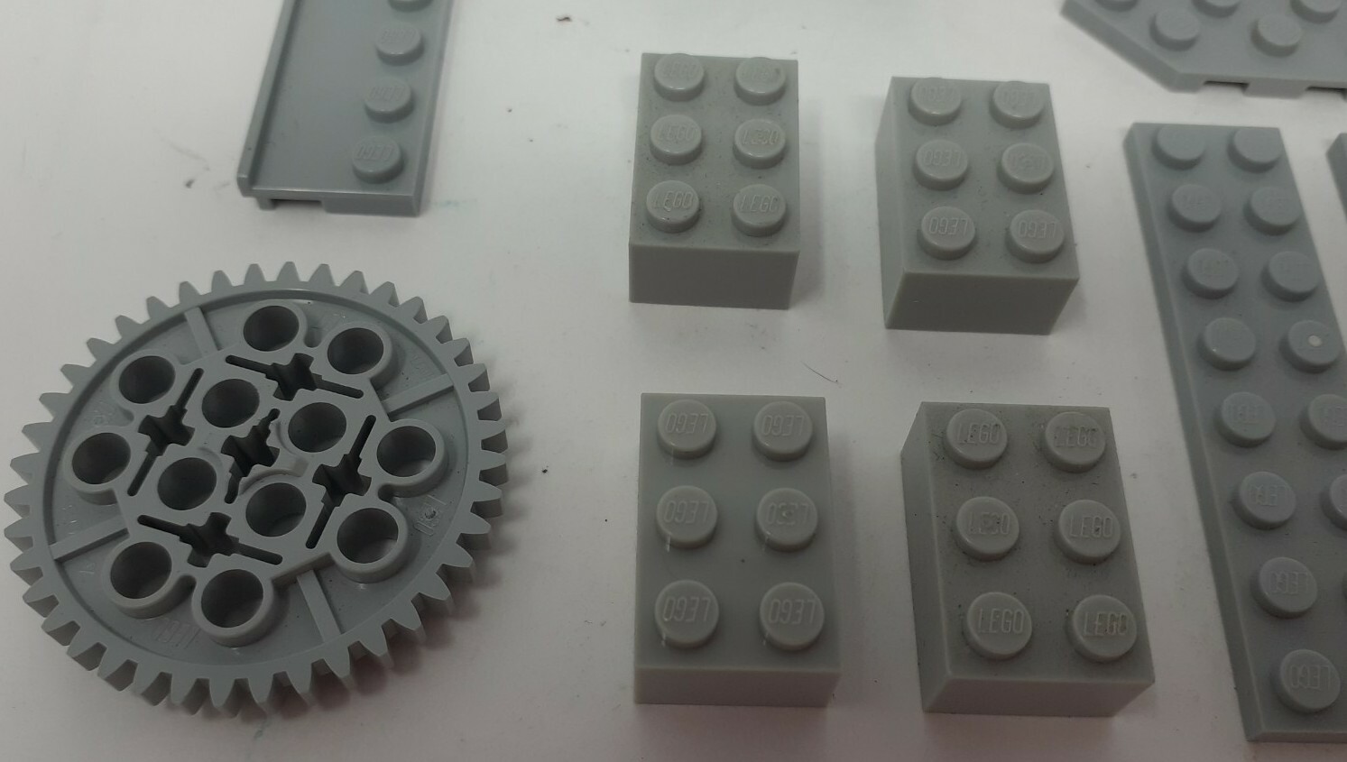 LOT of 17 Light Gray Lego Pieces As pictured Blocks 1 x 16 Curved ...