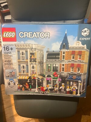 LEGO Creator Expert: Assembly Square (10255) **FACTORY SEALED BOX READ ...