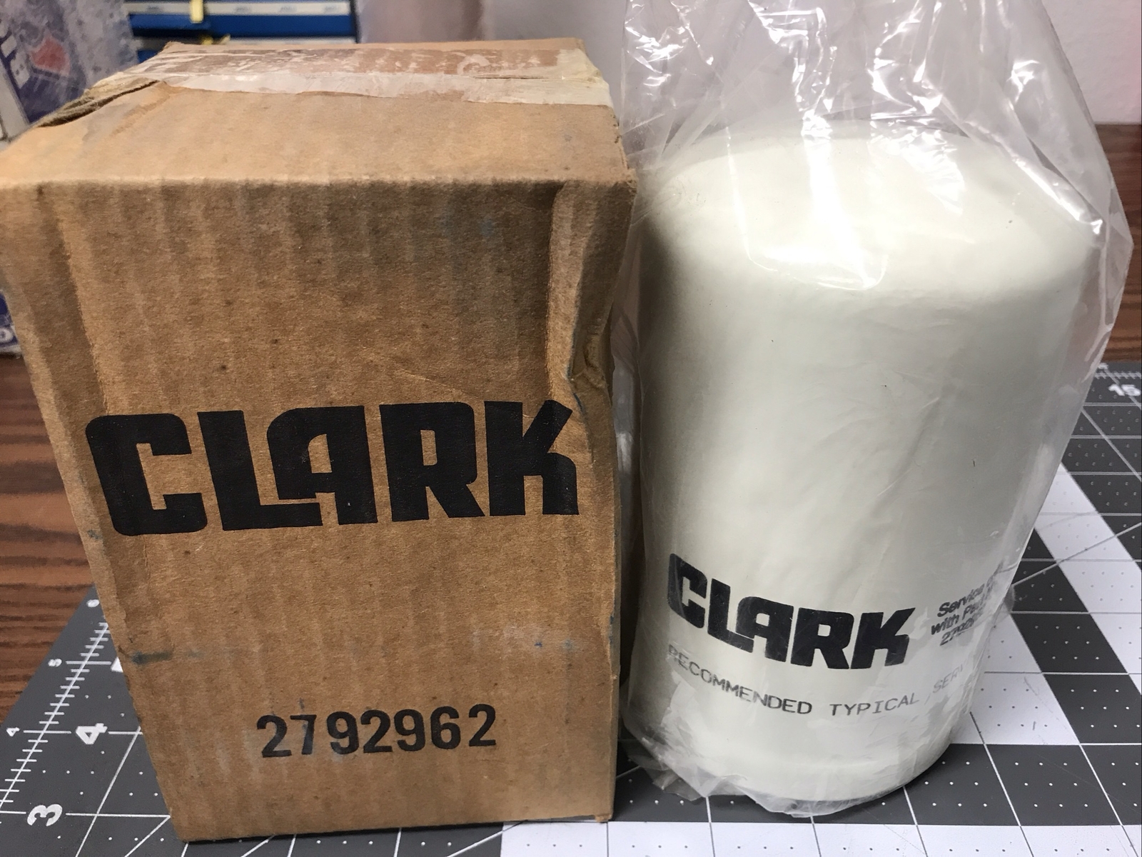 CLARK 2792962 - cross reference oil filters | oilfilter-crossreference.com