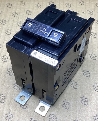 New Circuit Breaker Cutler Hammer BAB2015 BA215 15 Amp 2 Pole Bolt On ...