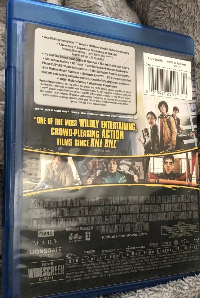 Kick-Ass Bluray. Nicolas Cage, Chloe Grace Moretz, Aaron Johnson, Mark ...