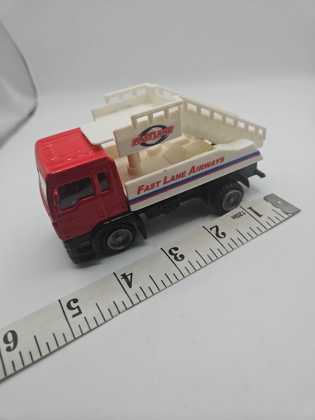 Fast Lane Airways Toy Airplane Platform Stairs Truck Vehicle Diecast ...