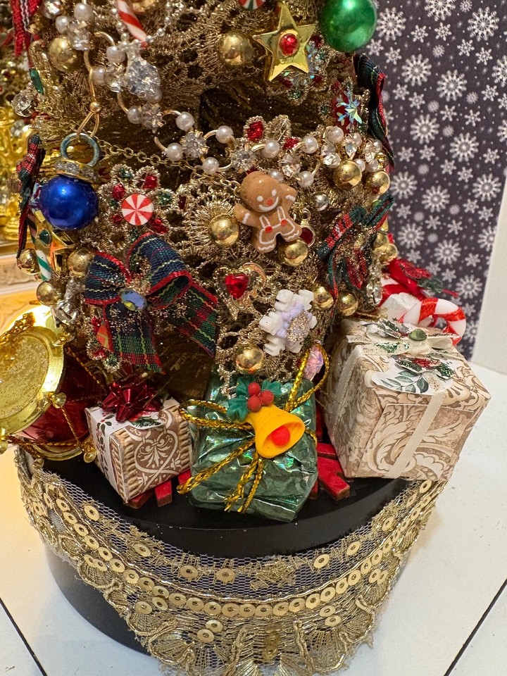 OOAK Handcrafted Bountiful Dollhouse Miniature Christmas Tree 1:12 ...