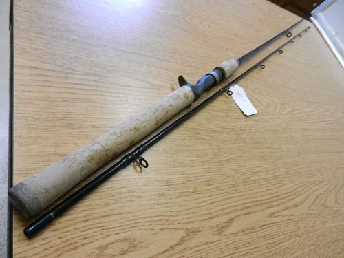 Acadia Sports F Series Bait cast Rod Model RFC-702 MH 10-20 LB. 2 Piece ...