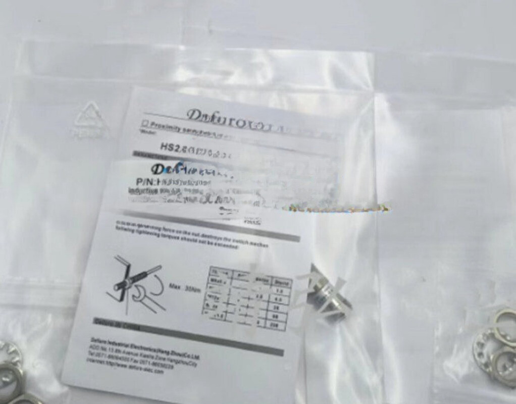 1PCS NEW FIT FOR Sensor proximity switch HS2-C12-P02-E4 sensor 10-30VDC ...