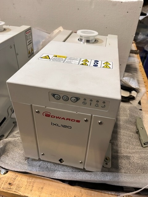 Edwards iXL120 200-460 Dry Vacuum Pump | eBay