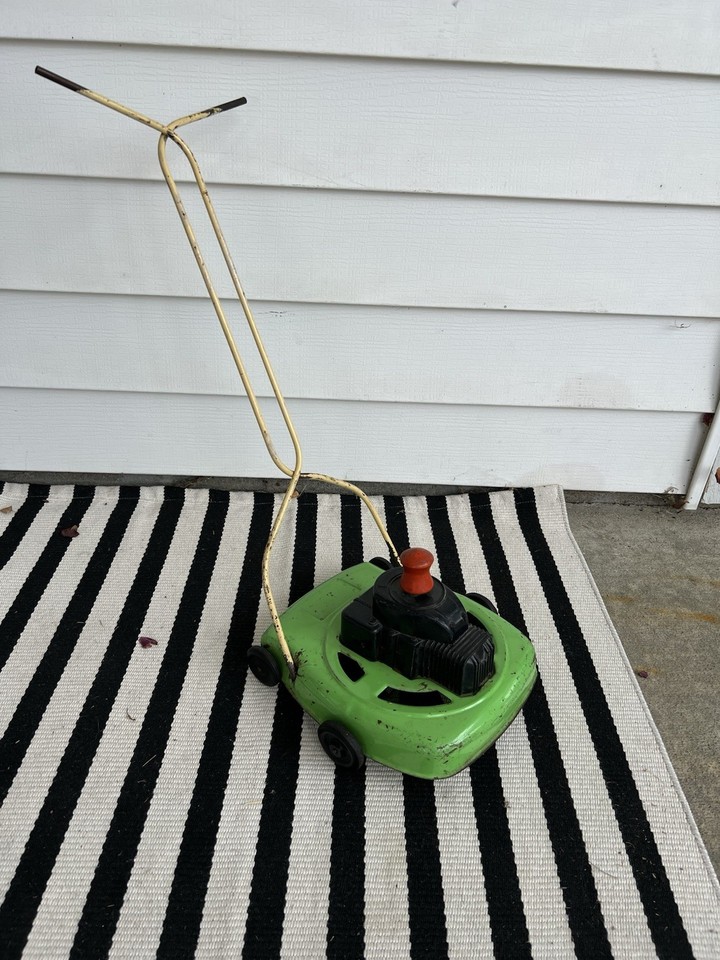 Vintage 1950’s Green Western Auto Wizard Clipper Children’s Metal Push ...