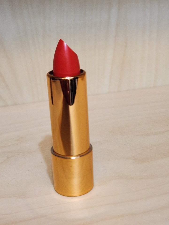 New Yensa Super 8 Vibrant Silk Lipstick Fire | eBay