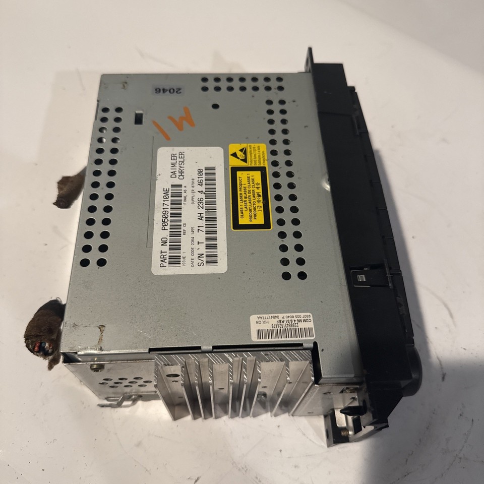 OEM 2005 Jeep Grand Cherokee Am Fm Cd Player Radio Receiver P05091710AE ...