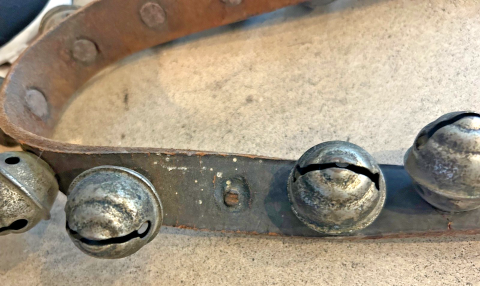 ANTIQUE SLEIGH BELLS ON 80" LEATHER STRAP 49 BELLS RARE! | eBay