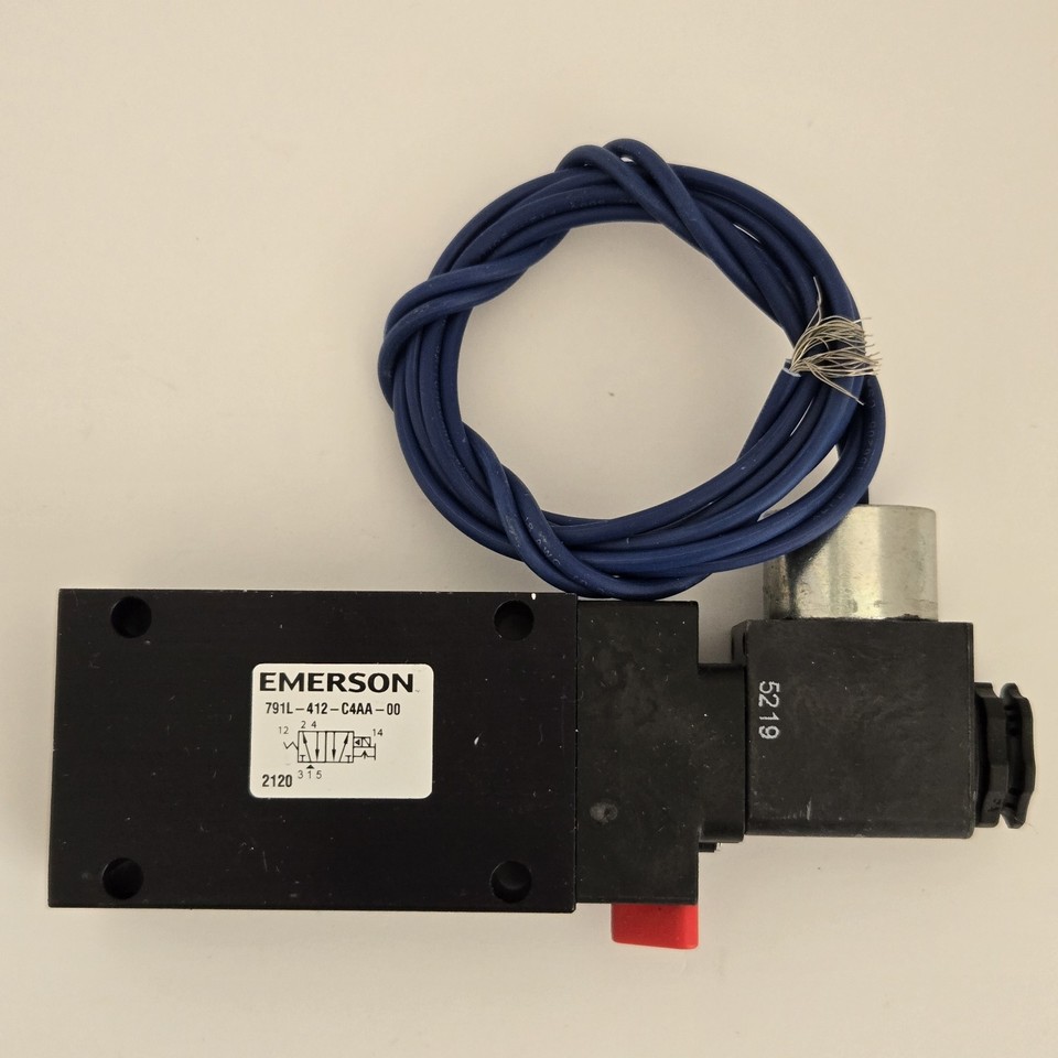 Emerson 791L-412-C4AA-00 Solenoid Valve with 120v coil 7019-9AAC (1025 ...