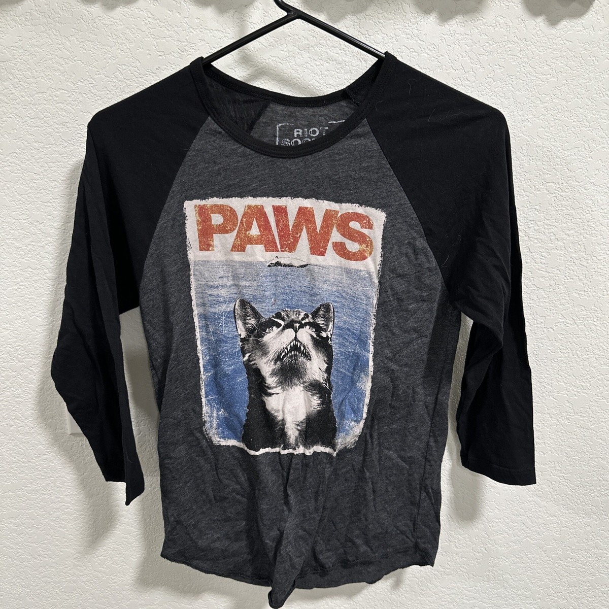 Camiseta De Riot Society Paws