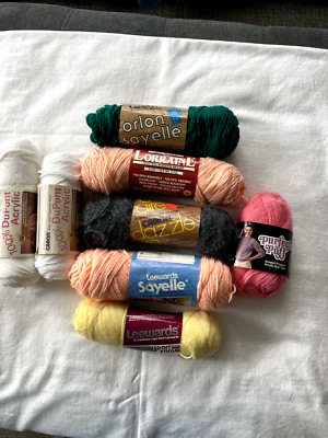 Lot of 8 Skeins of Mixed Yarns in Various Colors ( Caron, Sayelle, Etc ...