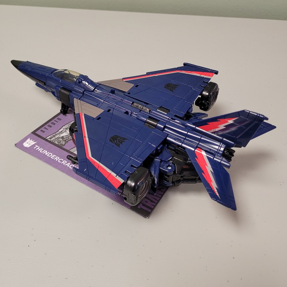 Transformers Dark of The Moon Studio Series 09 Voyager Jet ...