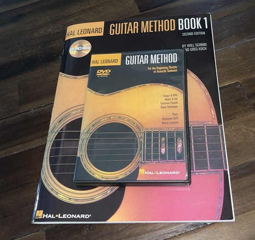 Hal Leonard Guitar Method Beginner's Pack: Book 1/CD and DVD Pack ...