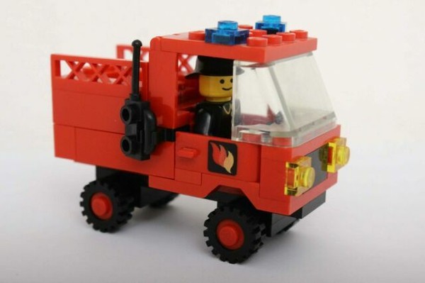 LEGO Classic Town Fire Set 6650 Fire and Rescue Van 100 Complete Instr ...