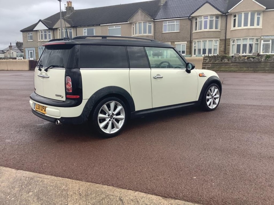 2011 (11) MINI CLUBMAN 1.6 COOPER D 5DR | eBay UK