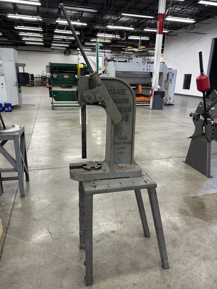 Dake 1-1/2 B 3 Ton Arbor Press on Heavy Duty Steel Table | eBay