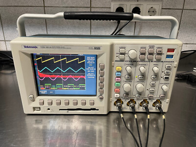 Tektronix TDS3014 100MHz FFT Oszilloskop 6 Monate Garantie bitte lesen ...