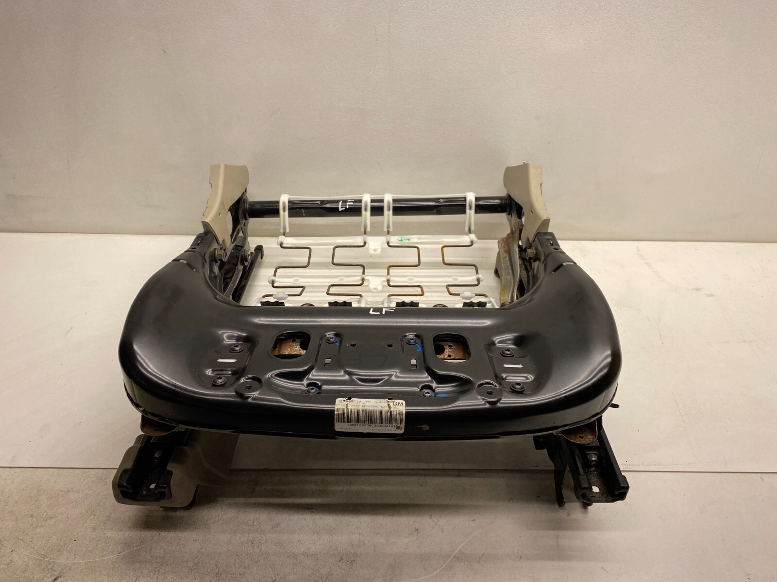 2010-2012 CADILLAC SRX LEFT FRONT POWER SEAT TRACK ASSEMBLY OEM | eBay