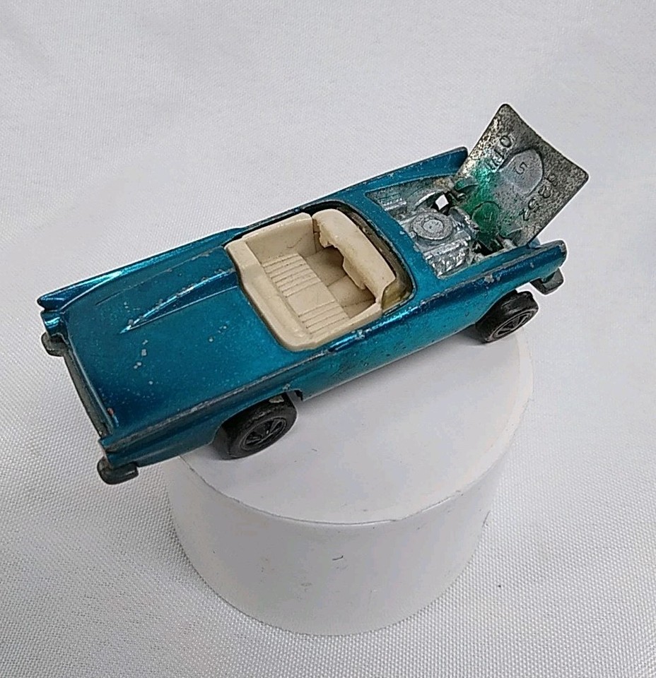 HOT WHEELS Red Line 1968 57 Classic T-Bird Thunderbird Aqua White ...