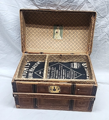 Antique Mini Salesman Sample Travel Trunk Doll House Steamer Miniature ...