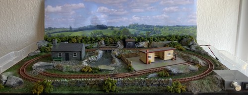 Small OO Narrow Gauge (OO9) Model Railway Layout in a Case/Box - free P ...