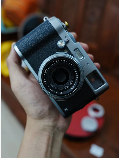 Fujifilm X100T Digital Camera, Silver (16.3MP) with Battery & Charger ...