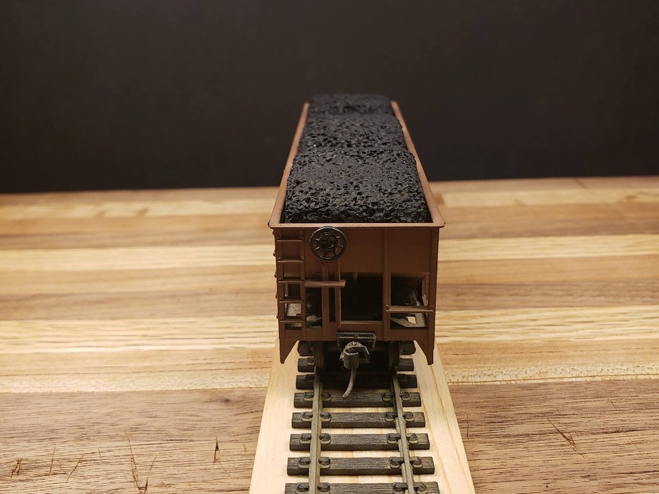 Handmade HO scale COAL loads for Athearn/Roundhouse hopper cars 4pk | eBay