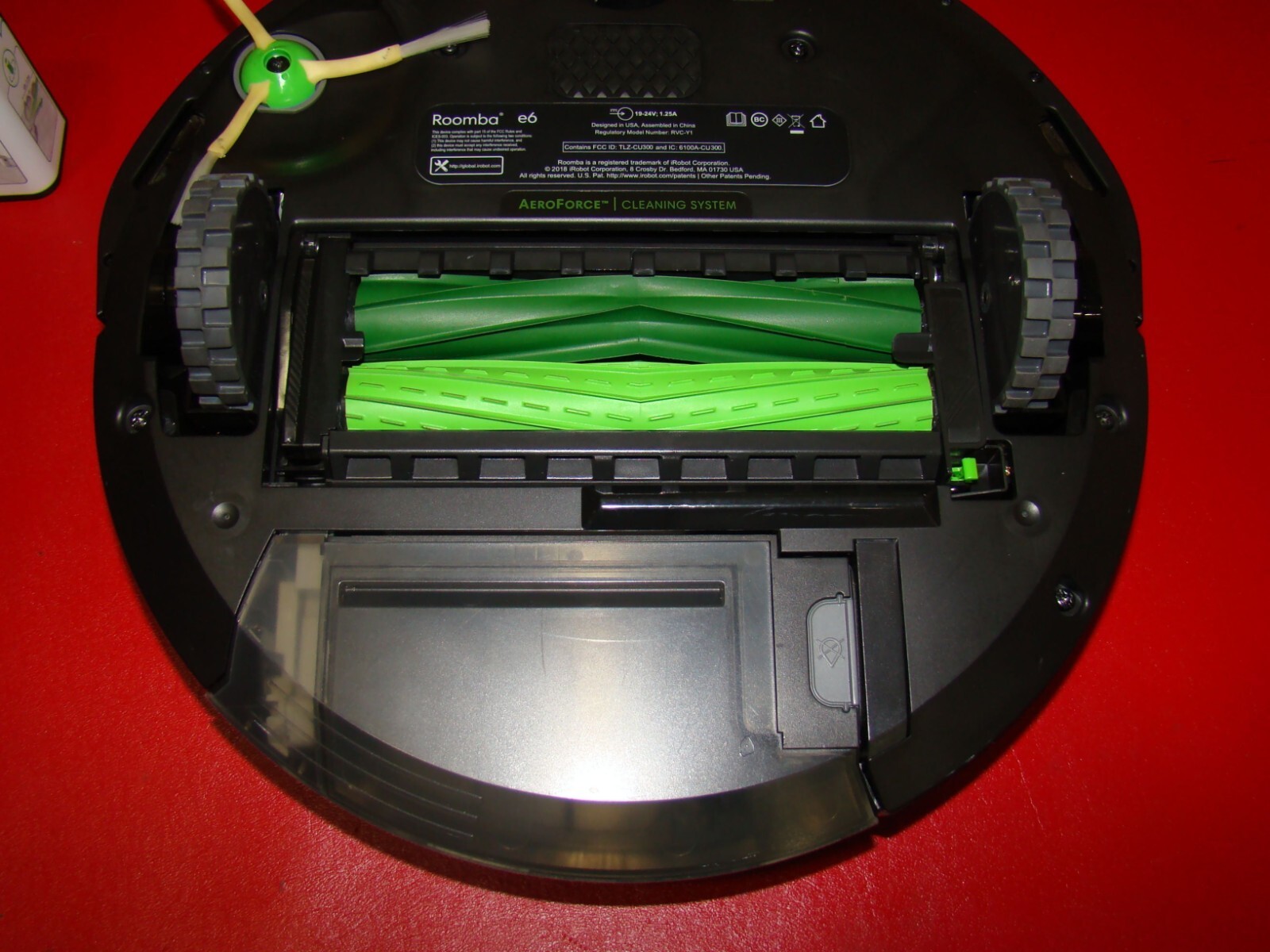 iRobot Roomba E6 (6199) Robot Vacuum Cleaner - Wi-Fi Connected Self ...