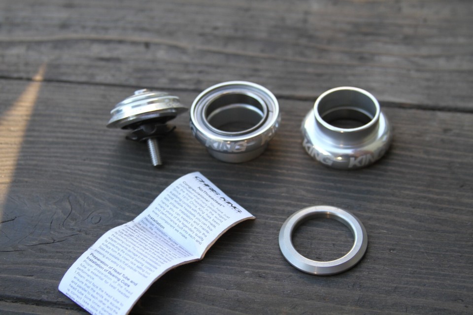 Chris King 1" Threadless Headset Silver NoThreadset 1 Inch Steerer Tube ...