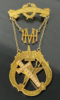 9K Yellow Gold & Pearl Masonic jewel 88.0mm High | eBay Australia