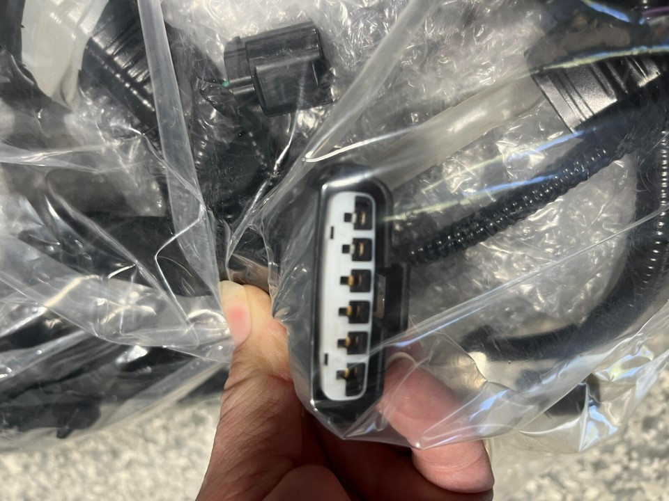 OEM Nissan Engine Wiring Harness 24011-6FL1A | 240116FL1A | Genuine OEM