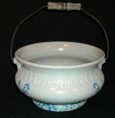 Chamber Pots - Stoneware Chamber Pot