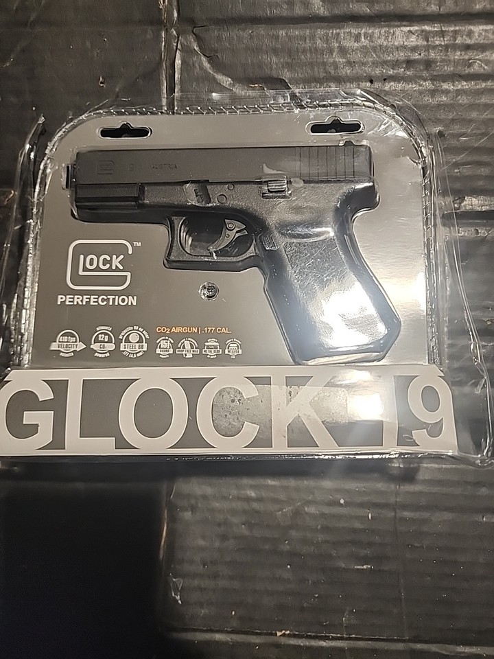 Lot Of 10 UMAREX GLOCK 19 CO2 .177 CALIBER BB AIR GUN PISTOL GUW019 ...