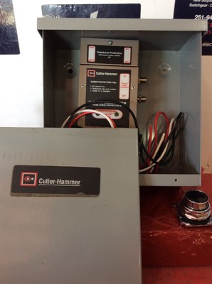 Cutler Hammer Surge Protector CHSPCHSOB 120 240 Volt 3R | eBay