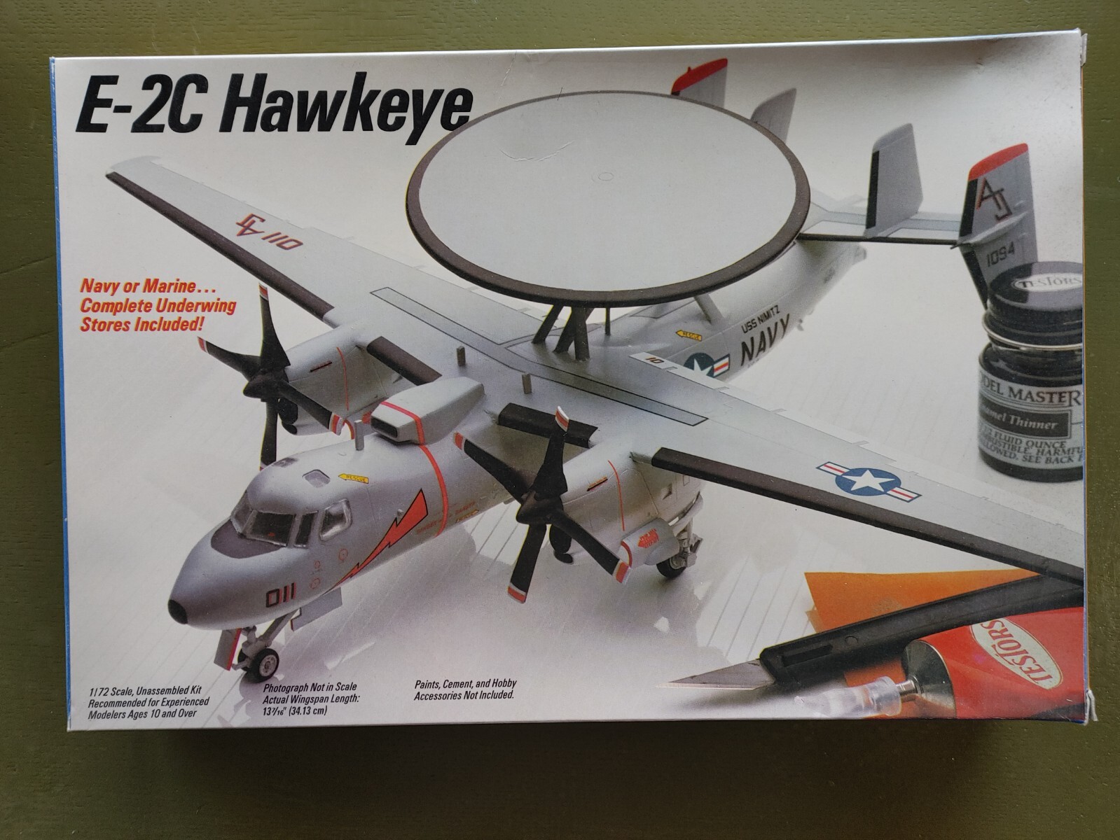 Grumman E-2C Hawkeye plus U.S.Navy Flight Deck Crew in 1/72nd scale | eBay