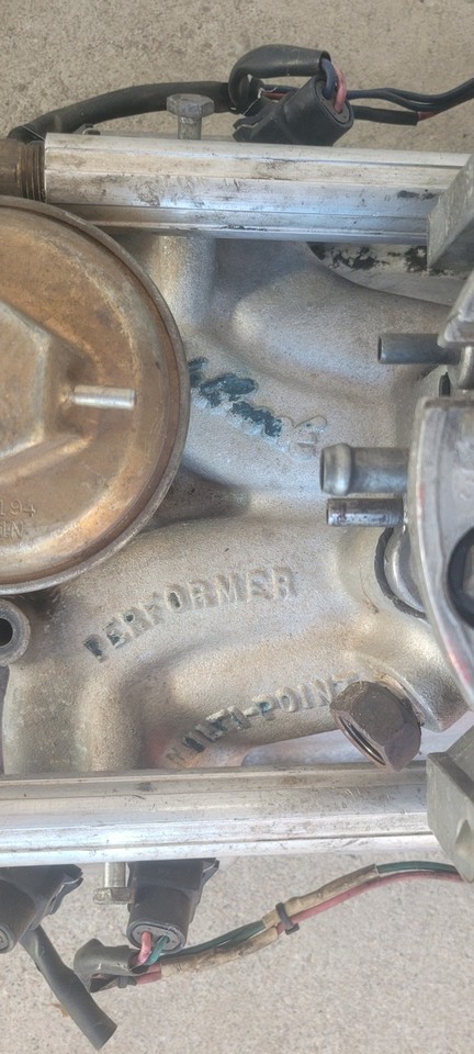 Edelbrock Performer TBI Intake Manifold 3502 With Throttle Body And ...