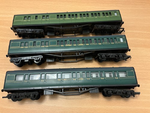 Hornby OO Gauge Southern Region Green Coaches x3 | eBay UK