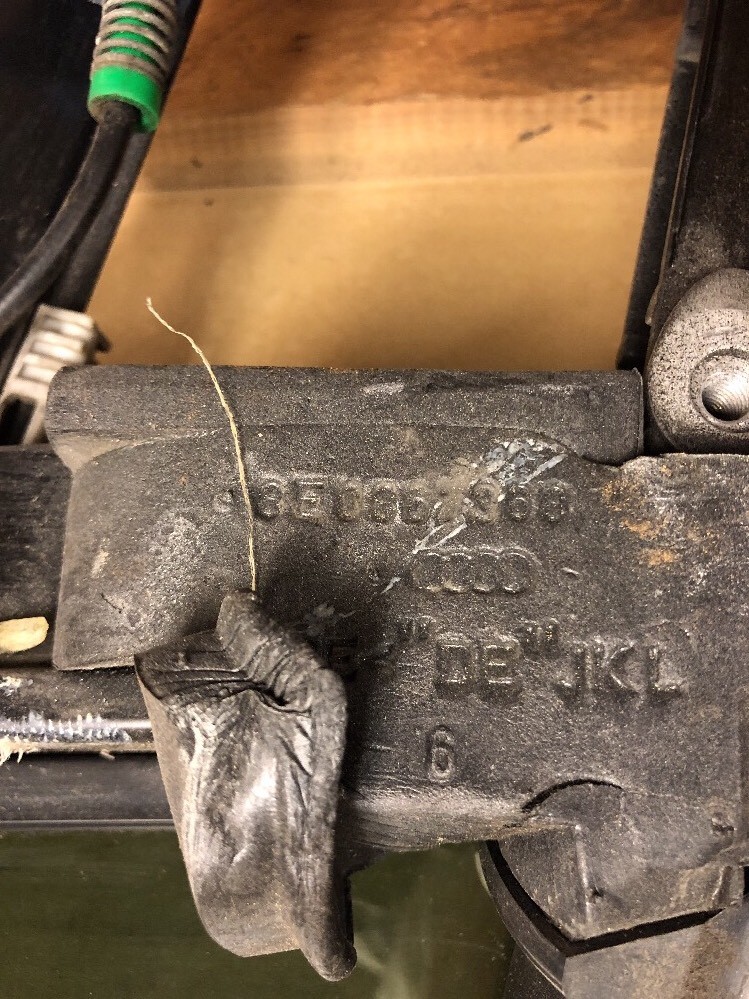 2008 Audi A4 S4 Right Front Window B6 A4 OEM 8E0 837 630 Regulator 8E0 ...