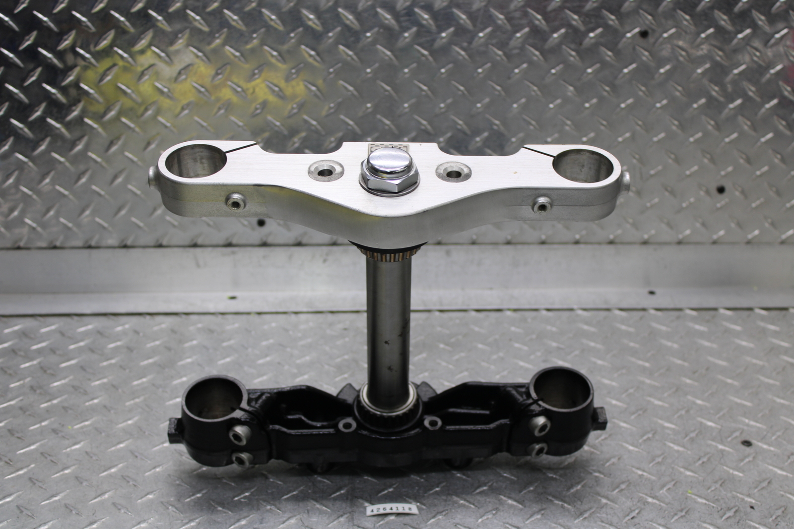 2004 KAWASAKI VULCAN 1600 VN1600A CLASSIC TRIPLE CLAMP 44037-0004 44039 ...